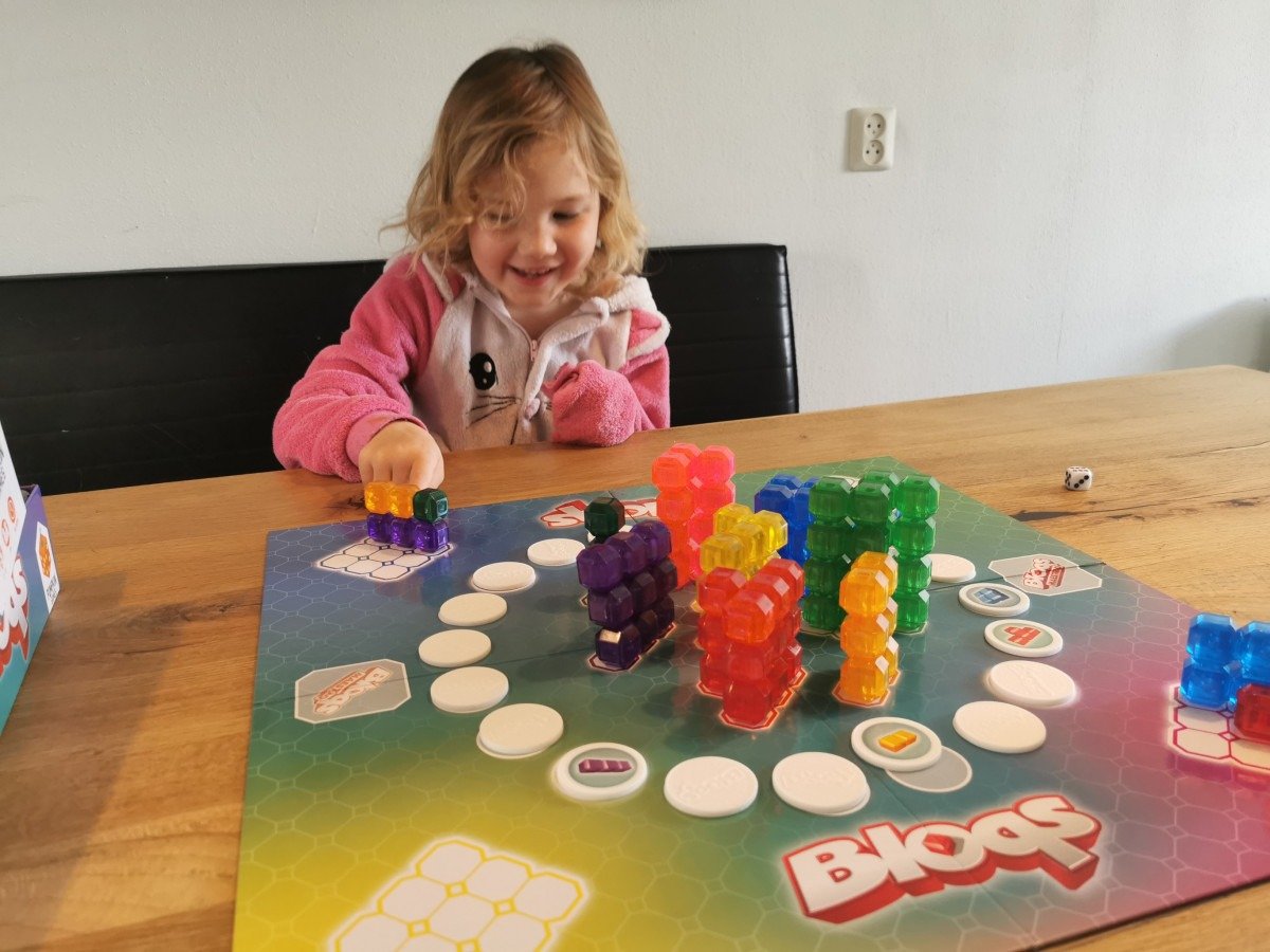 Bloqs | Bouw de perfecte kubus - Alles Over Speelgoed